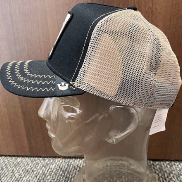 Goorin Bros | Accessories | New Goorin Animal Farm Trucker Baseball Hat ...